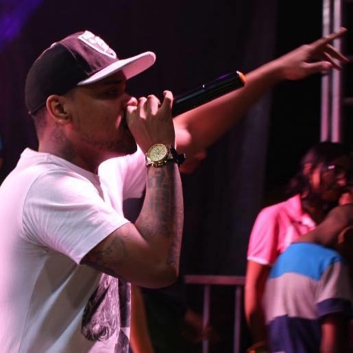 MC Maraka assina contrato com produtora paulistana | O Município